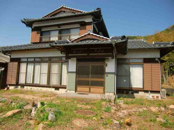 宇部市東岐波（門前） 7LDK中古住宅＋倉庫 / 7LDK 1,300万円 専有159.07m2 築40年 不動産情報 | 【朝日土地建物】宇部市･山陽小野田市の不動産情報サイト【賃貸・売買 ...